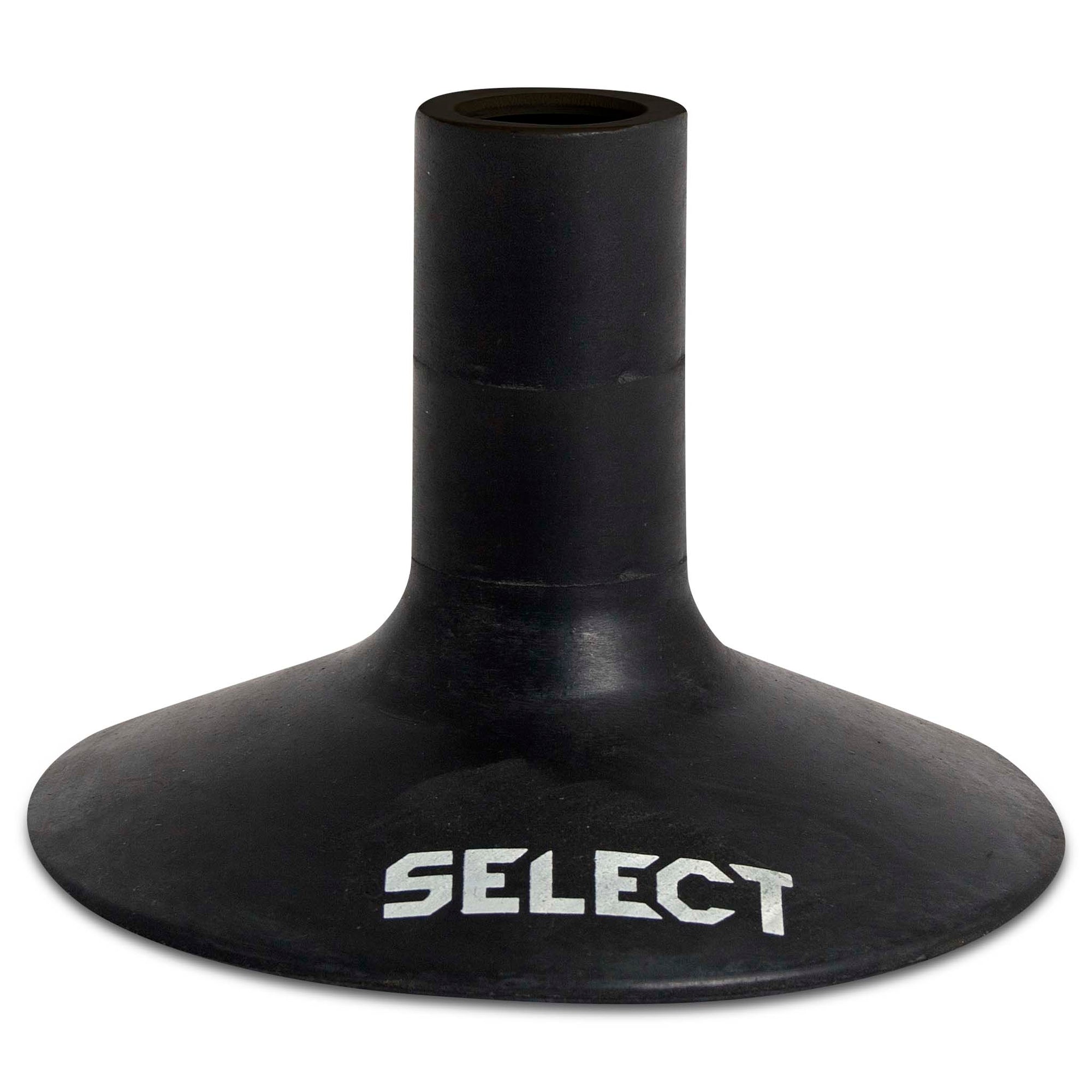 Rubber base for poles and passing ports