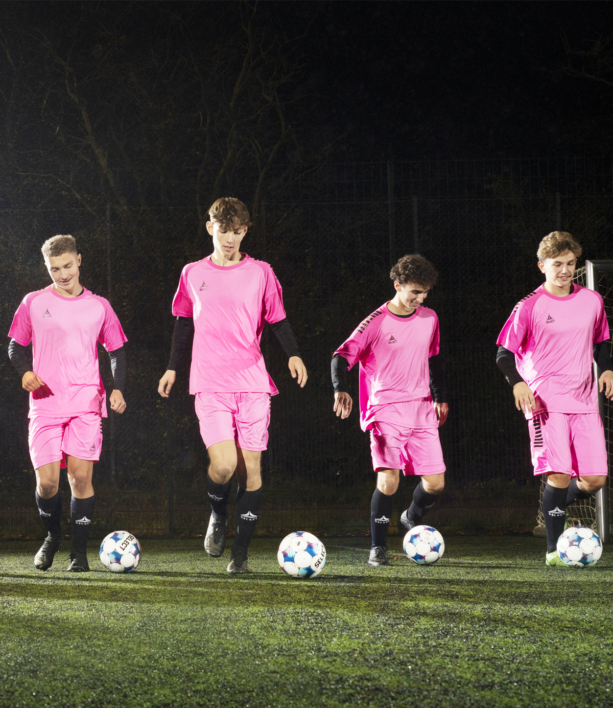 College soccer balls - Explore our collegiate collection today